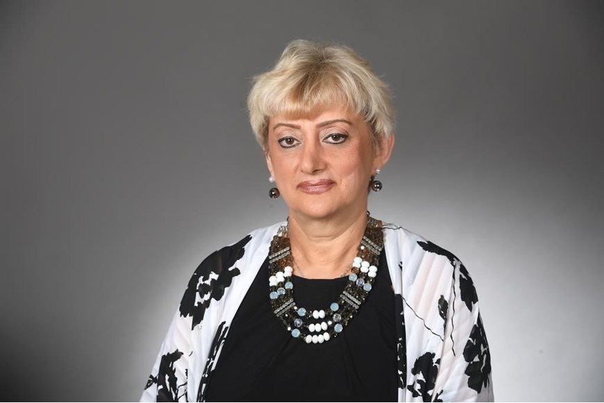 News & Events | News | #MEETTHEFACULTY: DEAN OF FLPS DR. CEDAR MANSOUR ... News & Events | News | #MEETTHEFACULTY: DEAN OF FLPS DR. CEDAR MANSOUR ...